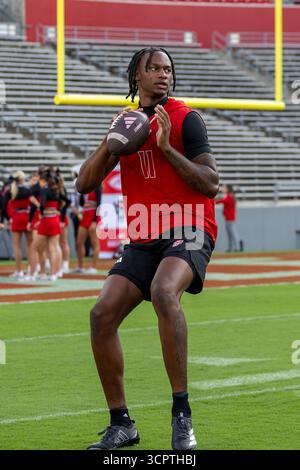 North Carolina State quarterback CJ Bailey (11) runs against Campbell ...