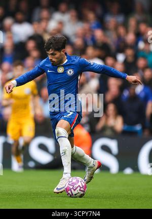 Chelsea's Pedro Neto during the Premier League match at Craven Cottage ...