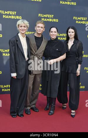 Ruby O. Fee, Luise Heyer und Verena Altenberger / Premiere / Das Leben ...