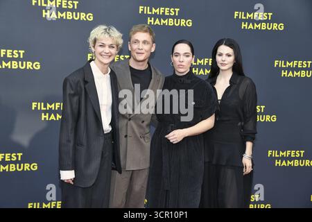 Ruby O. Fee, Luise Heyer and Verena Altenberger at the premiere of the ...