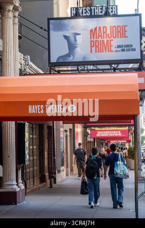 Christopher Lowell, June Squibb, Cynthia Nixon and Danny Bursteinattend ...