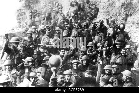 FRANCE - 11 November 1918 - US soldiers of the 64th regiment celebrate ...