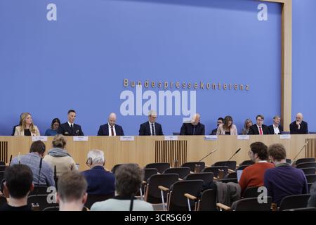 Deutschland, Berlin, Bundespressekonferenz, Thema ...