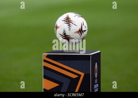 Soccer - UEFA Europa League - Round of 16 - First Leg - Lille v ...