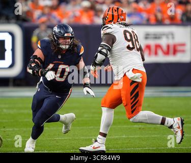 Denver Broncos center Luke Wattenberg (60) lines up against the Dallas ...