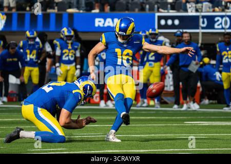 Los Angeles Rams kicker Joshua Karty reacts after missing a field goal ...