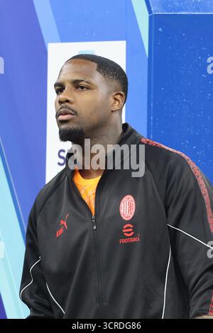 Mike Maignan of Ac Milan in action during the Serie A match beetween Ac ...