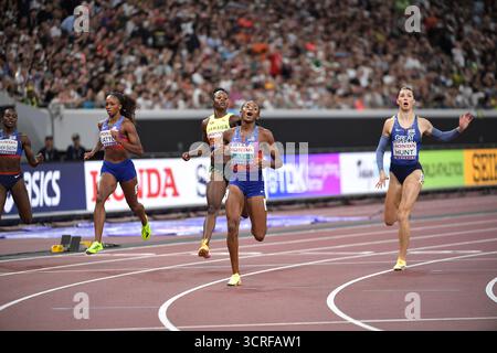 Amy Hunt of Great Britain & NI competing in the women’s 100m heat 5 at ...