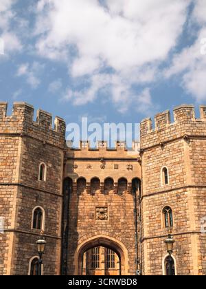 Windsor Castle, King Henry VIII gate Stock Photo - Alamy