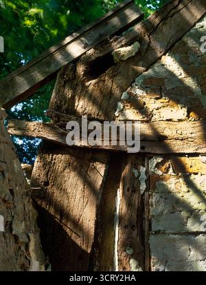Detail of the shoulder & tie-beam joint of an oak cruck in a ...