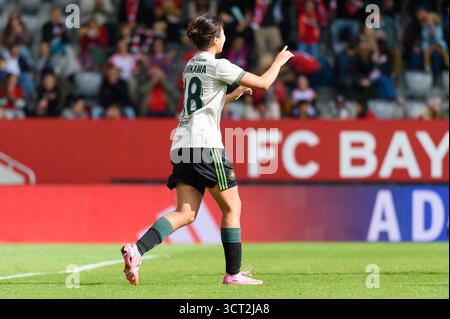 Momoko Tanikawa (18 FC Bayern München) during the Google Pixel Frauen ...