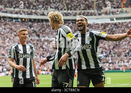 Nick Woltemade of Newcastle United celebrates his goal to make it 2-0 ...