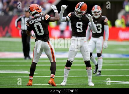 Cleveland Browns' Grant Delpit during an NFL football game against the ...