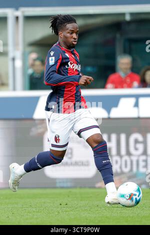 Jonathan Rowe of Bologna seen in action during the Serie A Enilive 2025 ...