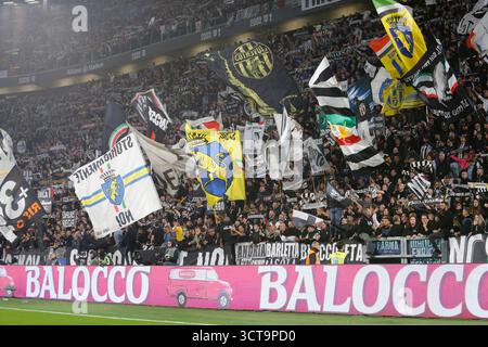 Tifosi, Fans of AC Milan during Cagliari Calcio vs AC Milan, Italian ...