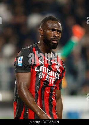 Fikayo Tomori of AC Milan in action during the Serie A football match ...