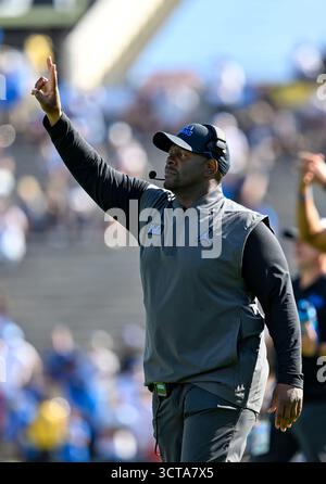 Penn State interim head coach Terry Smith instructs his team against ...