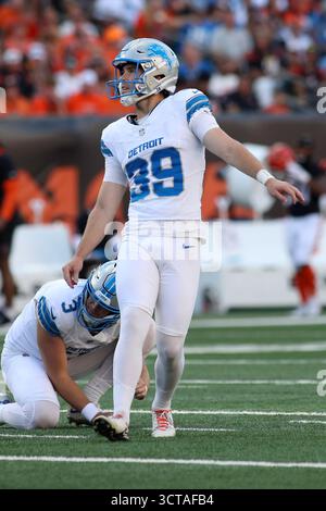 Detroit Lions kicker Jake Bates makes a 22-yard field goal during the ...