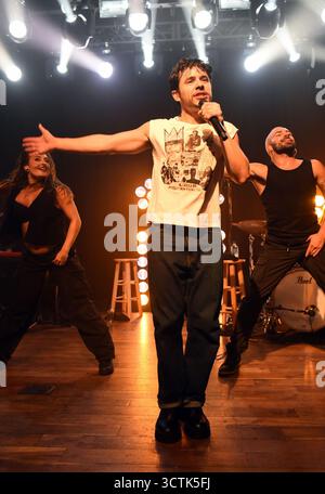 Ga. 06th Oct, 2025. David Archuleta on stage for David Archuleta in ...