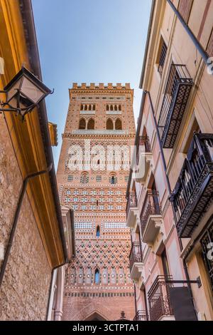 Tower of the Torre de El Salvador gate in Teruel, Spain Stock Photo - Alamy