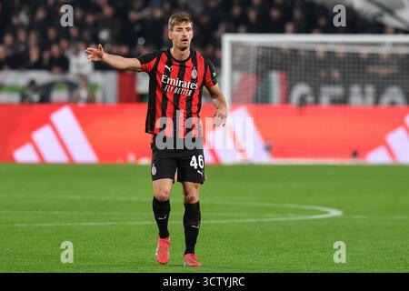 Matteo Gabbia of AC Milan gestures during the Serie A football match ...