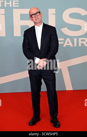Neil Cross bei der Premiere der Sky-Serie The Iris Affair im Mathäser ...