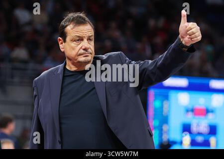 Ergin Ataman, head coach of Panathinaikos during the Turkish Airlines ...