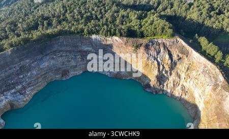 Kelimutu Close up on turquoise colored volcanic lake, Indonesia Stock ...