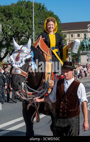 Muenchen, 190. Muenchner Oktoberfest, Trachten -und Schuetzenzug ...