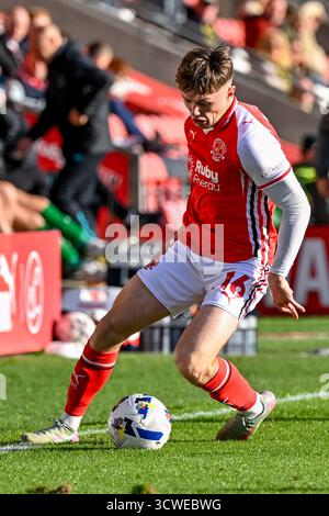 Ethan Ennis of Fleetwood Town during the Emirates FA Cup 1st Round ...