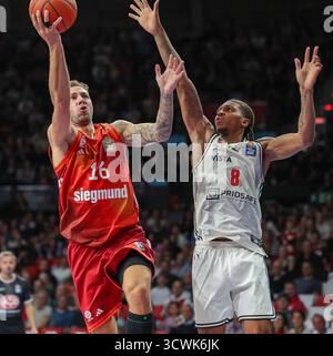 Demarcus Demonia (BMA365 Bamberg Baskets, #08) beim Korbleger, GER ...
