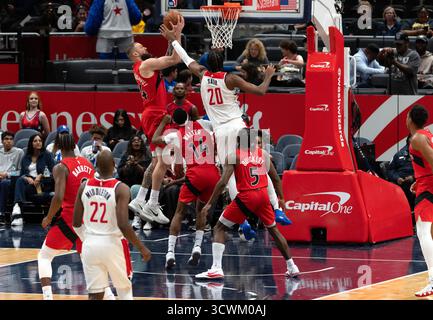 Toronto Raptors' Sandro Mamukelashvili (54) drives as Boston Celtics ...