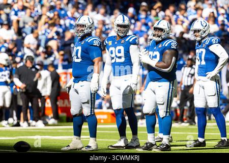 Indianapolis, Indiana, USA. 12th Oct, 2025. Arizona Cardinals tight end ...