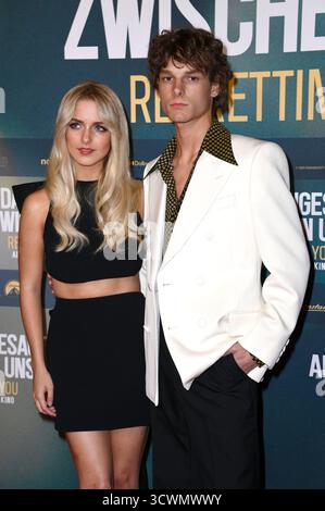 Mckenna Grace und Mason Thames bei der Premiere des Kinofilms ...