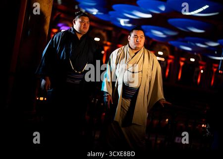 Sumo rikishi Hoshoryu, left, and Onosato during their Grand Sumo ...