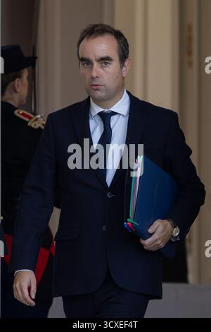 French Prime Minister Sebastien Lecornu speaks during a parliamentary ...