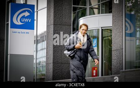 ROTTERDAM - The UWV office. ROBIN UTRECHT / ANP netherlands out ...