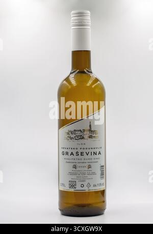 WHITE WINE GRAPE FROM CROATIA, KNOWN AS GRASEVINA Stock Photo - Alamy