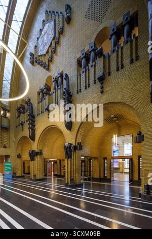Utrecht, Zentralbibliothek Neude, Zecc ArchitectenRijnboutt 2020 ...