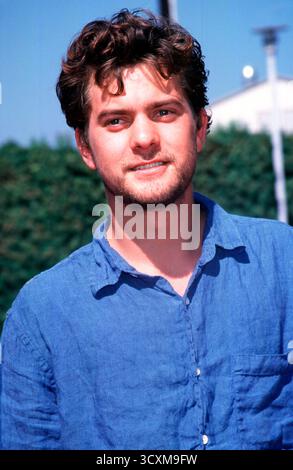 JOSHUA JACKSON TEEN CHOICE AWARDS 2002 UNIVERSAL AMPHITHEATRE BURBANK ...