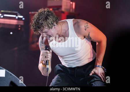 WH LUNG, CONCERT, 2025: Joe Evans of the band W. H. Lung play on the ...