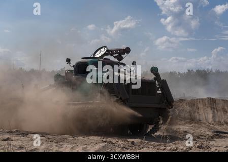 HIGHT SPEED TRACK DOZER Stock Photo - Alamy