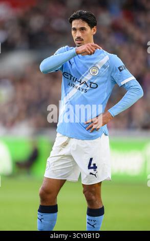 Tijjani Reijnders of Manchester City in the pregame warmup session ...