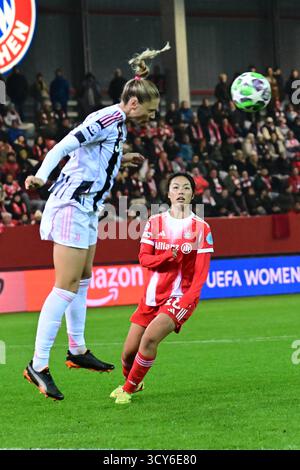 Momoko TANIKAWA of Bayern Munich during the UEFA Women's Champions ...