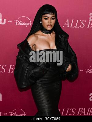 American singer, songwriter, actress, model, fashion designer Jessica ...