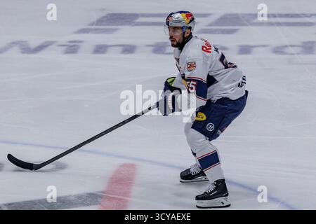 Fabio Wagner (EHC Red Bull Munich, #55) / Portrait / Portrait GER, EHC ...