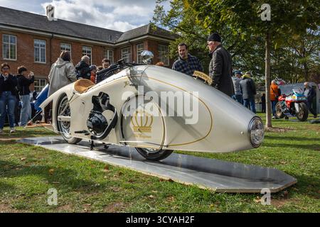 Royal Enfield Shotgun 650 - The Kingsman, on display at the Bicester ...