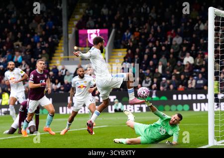 Leeds United's Jayden Bogle attempts a throw-in during the Premier ...