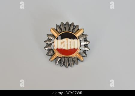 Yugoslav People's Army officer cap front Stock Photo - Alamy