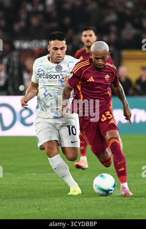 Wesley of AS Roma in action during the Serie A Enilive match between AS ...